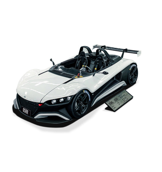 1:8 Scale Model – VUHL Automotive